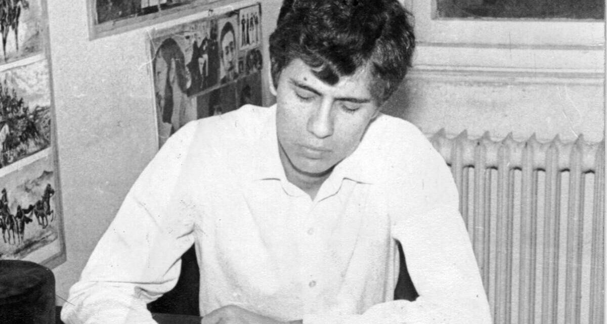 Valentin Tănase, licean la începutul anilor ’70 | Modernism