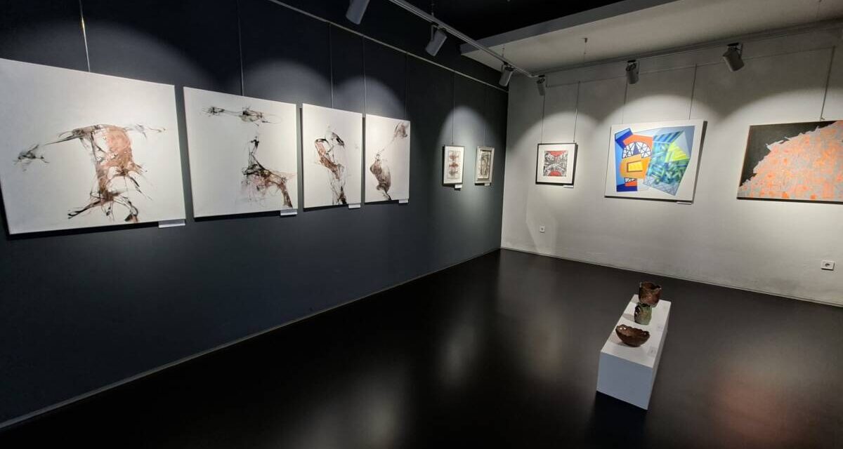 Kecskemét în Baia Mare – Expoziție de emailuri pe metal, picturi și ...